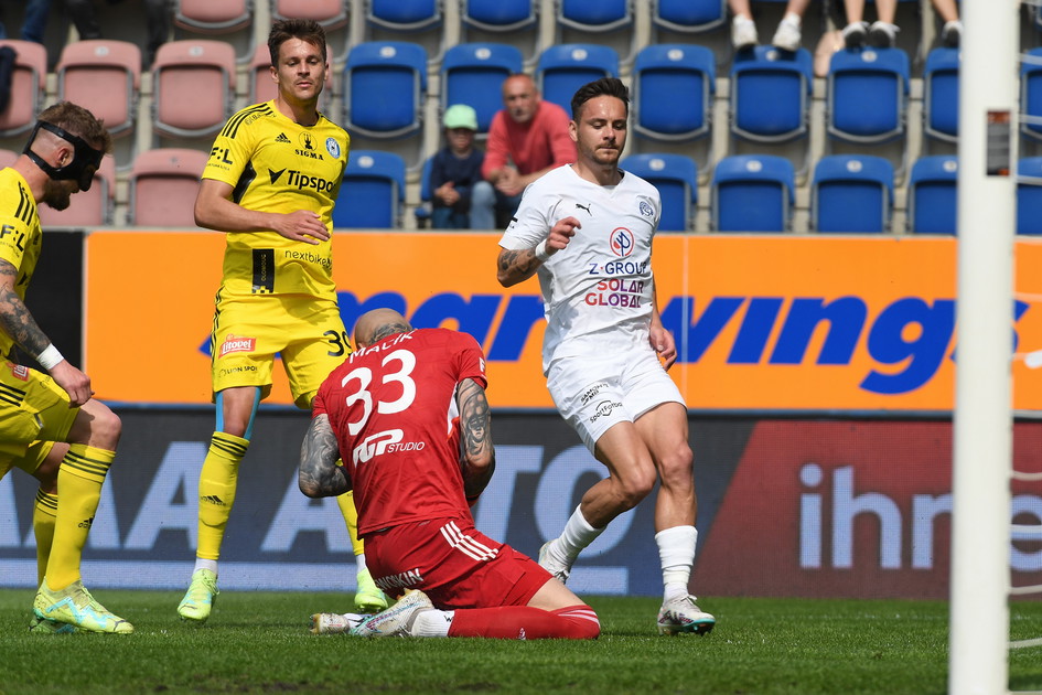 VIDEO: Daniel Holzer a Josef Mucha před domácím zápasem se Spartou ...