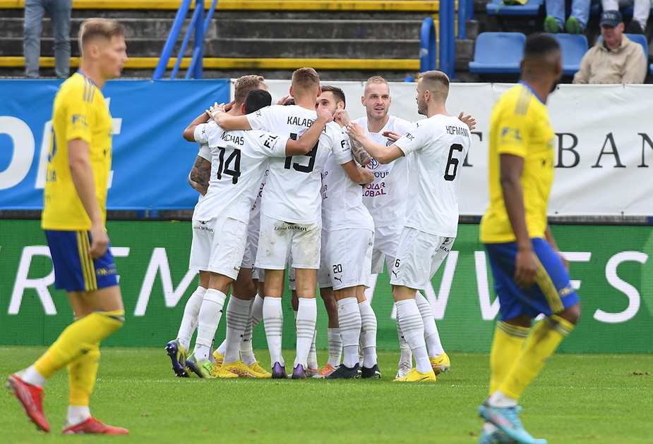 Derby je naše. Slovácko vyhrálo ve Zlíně trefami Doskiho a Trávníka - 1 ...
